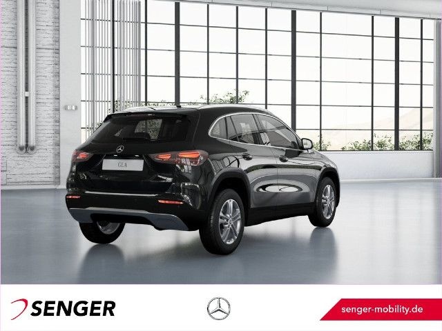 Mercedes-Benz GLA 200 importeren: € 36.490 incl. BPM | 6027