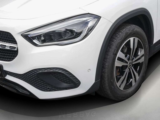Mercedes-Benz GLA 250 importeren: € 32.890 incl. BPM | 44100